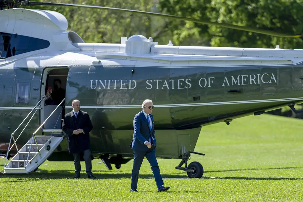 TRENDING: Photo of Biden's Legs Prompts Speculation from Twitter ...
