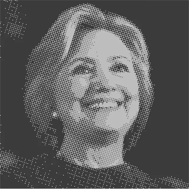 Hillary Clinton Portrait Unveiling Sends Social Media into Overdrive ...