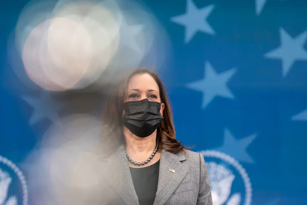Kamala’s Bike Ride Takes a Wild Turn in Jaw-Dropping CNN Interview! - Conservative Advocacy News