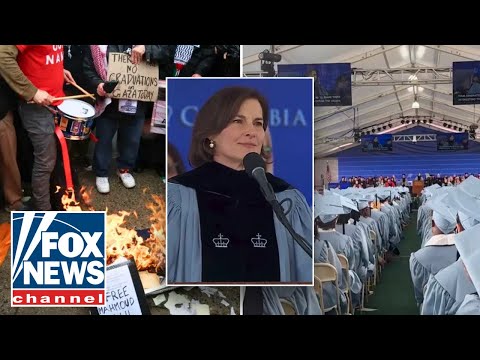 Columbia Students Confront President with Heckles at Graduation ...